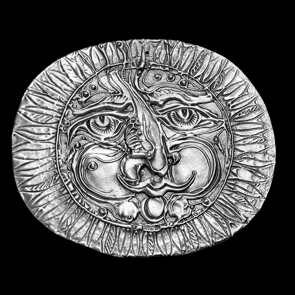 Small Oval Wall Sun Face – Don Drumm Studios